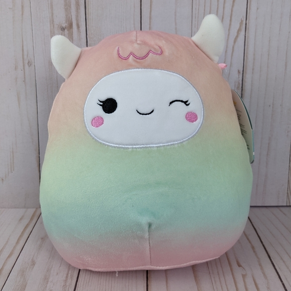 Squishmallows | Toys | Kellytoy Squishmallows Yara The Rainbow Yeti ...